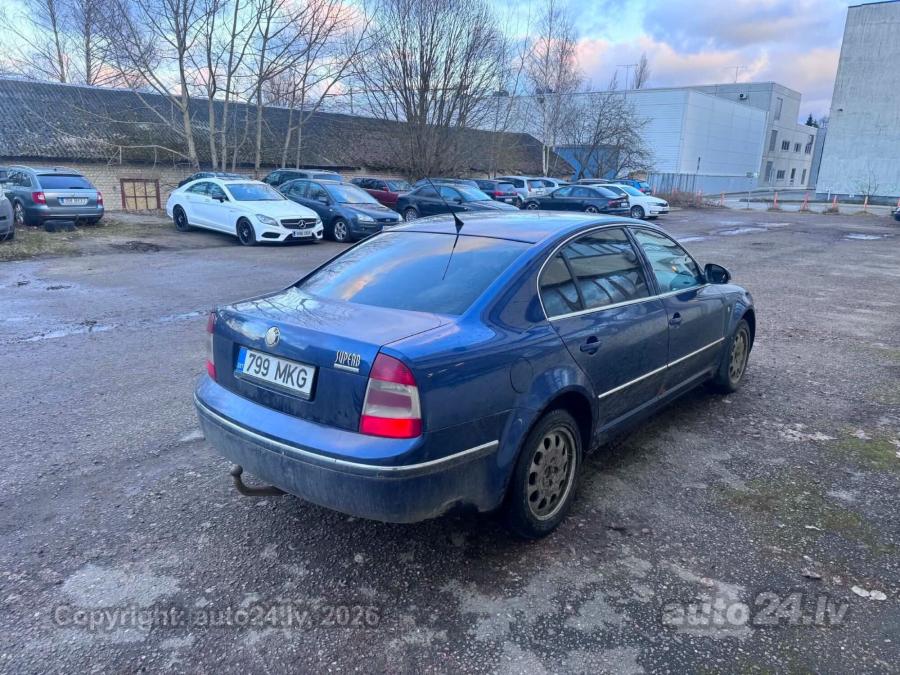 Blue Skoda SuperB 2007 in Tallinn, with an engine capacity of 2.50 L and mileage of 382 thousand km for 999 €, photo 4 on AUTOMOTO.COM.LV