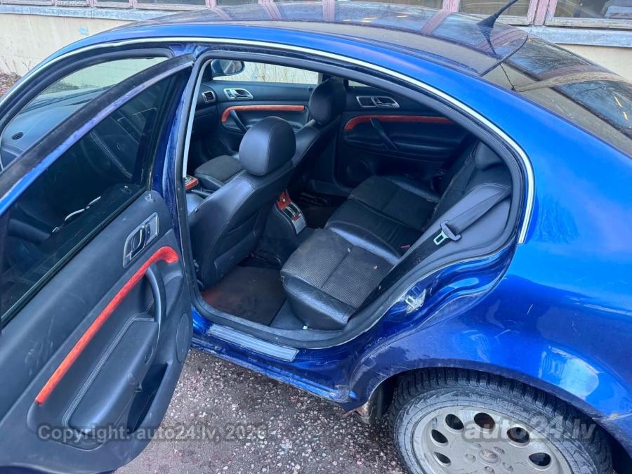 Blue Skoda SuperB 2007 in Tallinn, with an engine capacity of 2.50 L and mileage of 382 thousand km for 999 €, photo 7 on AUTOMOTO.COM.LV