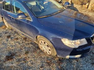 Zils Skoda SuperB 2008 Jehvi, ar dzinēja tilpumu 0.00 L un nobraukumu 252 tūkst. km par 1600 €, foto 10 vietnē AUTOMOTO.COM.LV