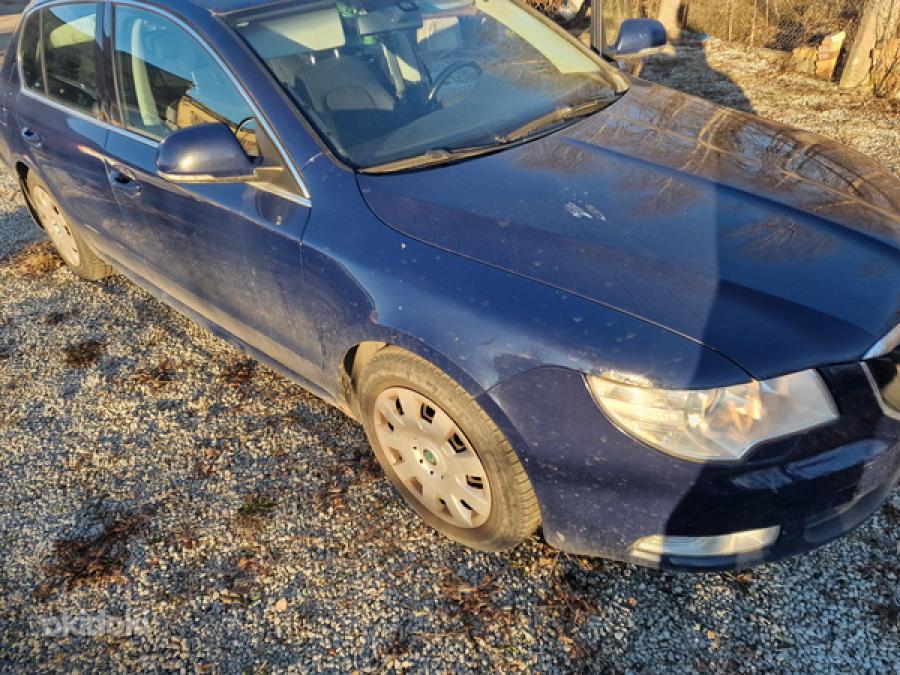 Zils Skoda SuperB 2008 Jehvi, ar dzinēja tilpumu 0.00 L un nobraukumu 252 tūkst. km par 1600 €, foto 10 vietnē AUTOMOTO.COM.LV