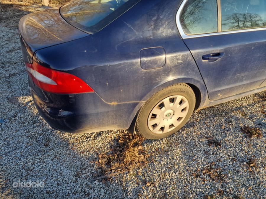 Zils Skoda SuperB 2008 Jehvi, ar dzinēja tilpumu 0.00 L un nobraukumu 252 tūkst. km par 1600 €, foto 11 vietnē AUTOMOTO.COM.LV