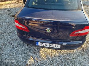 Zils Skoda SuperB 2008 Jehvi, ar dzinēja tilpumu 0.00 L un nobraukumu 252 tūkst. km par 1600 €, foto 13 vietnē AUTOMOTO.COM.LV
