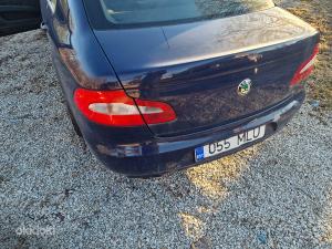 Zils Skoda SuperB 2008 Jehvi, ar dzinēja tilpumu 0.00 L un nobraukumu 252 tūkst. km par 1600 €, foto 15 vietnē AUTOMOTO.COM.LV