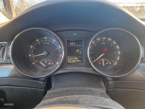 Zils Skoda SuperB 2008 Jehvi, ar dzinēja tilpumu 0.00 L un nobraukumu 252 tūkst. km par 1600 €, foto 18 vietnē AUTOMOTO.COM.LV