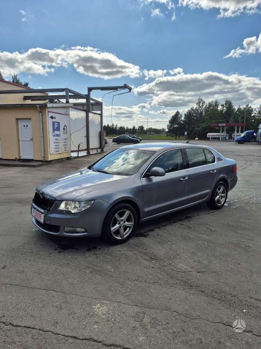 Zils Skoda SuperB 2009 Kelmė, ar dzinēja tilpumu 1.80 L un nobraukumu 280 tūkst. km par 2300 €, foto 1 vietnē AUTOMOTO.COM.LV