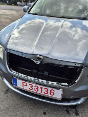 Zils Skoda SuperB 2009 Kelmė, ar dzinēja tilpumu 1.80 L un nobraukumu 280 tūkst. km par 2300 €, foto 4 vietnē AUTOMOTO.COM.LV