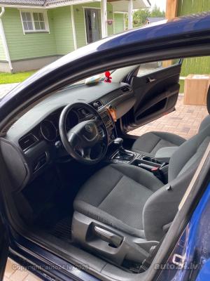 Zils Skoda SuperB 2009 Tallina, ar dzinēja tilpumu 2.00 L un nobraukumu 312 tūkst. km par 1800 €, foto 13 vietnē AUTOMOTO.COM.LV