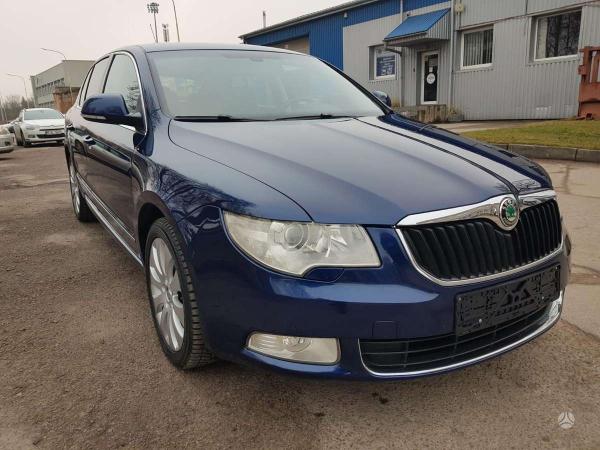 Blue Skoda SuperB 2010 in Siauliai, with an engine capacity of 2.00 L and mileage of 202 thousand km for 5200 €, photo 3 on AUTOMOTO.COM.LV
