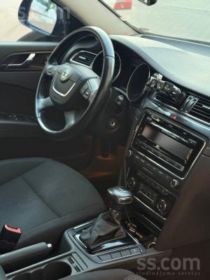 Blue Skoda SuperB 2011 in Riga, with an engine capacity of 2.00 L and mileage of 309 thousand km for 4700 €, photo 4 on AUTOMOTO.COM.LV