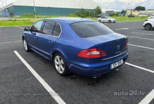 Zils Skoda SuperB 2012 Tallina, ar dzinēja tilpumu 1.80 L un nobraukumu 192 tūkst. km par 6990 €, foto 7 vietnē AUTOMOTO.COM.LV