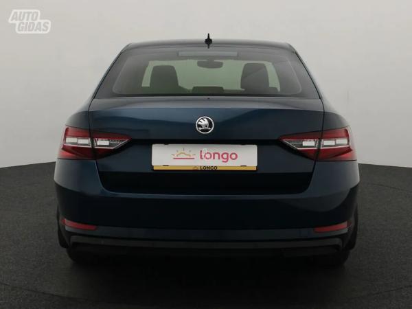 Blue Skoda SuperB 2016 in Vilnius, with an engine capacity of 1.80 L and mileage of 144 thousand km for 12599 €, photo 5 on AUTOMOTO.COM.LV