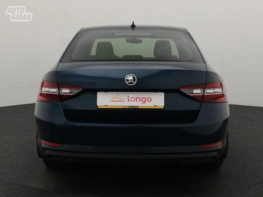 Zils Skoda SuperB 2016 Viļņa, ar dzinēja tilpumu 1.80 L un nobraukumu 144 tūkst. km par 12599 €, foto 6 vietnē AUTOMOTO.COM.LV