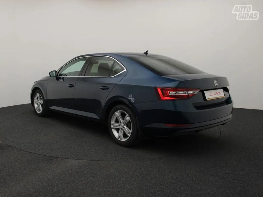 Zils Skoda SuperB 2016 Viļņa, ar dzinēja tilpumu 1.80 L un nobraukumu 144 tūkst. km par 12599 €, foto 8 vietnē AUTOMOTO.COM.LV