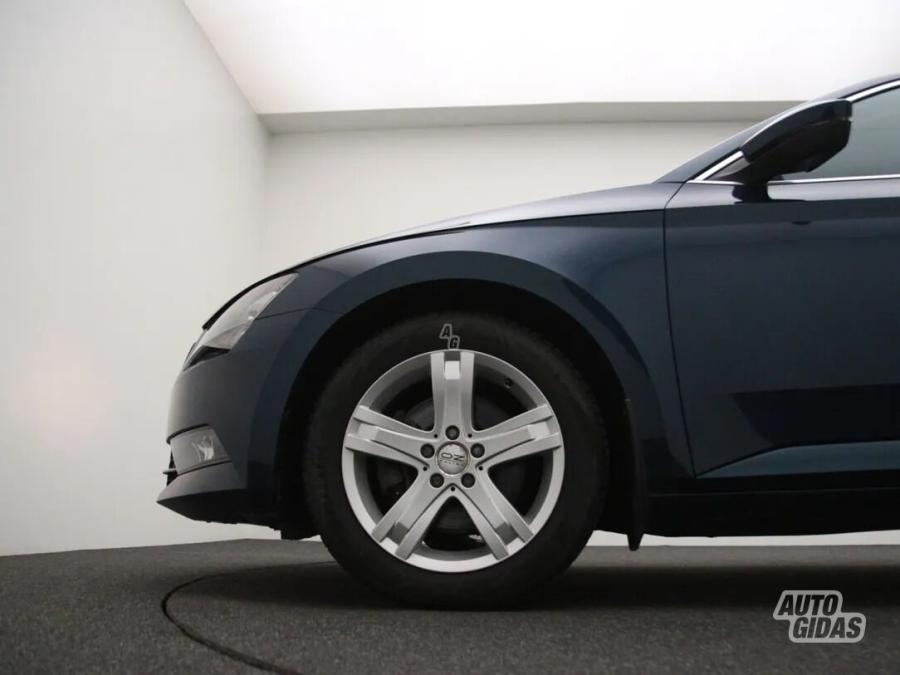 Zils Skoda SuperB 2016 Viļņa, ar dzinēja tilpumu 1.80 L un nobraukumu 144 tūkst. km par 12599 €, foto 29 vietnē AUTOMOTO.COM.LV