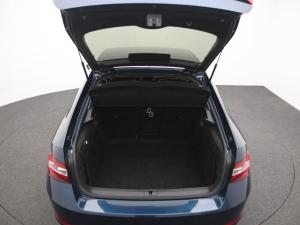 Zils Skoda SuperB 2016 Viļņa, ar dzinēja tilpumu 1.80 L un nobraukumu 144 tūkst. km par 12599 €, foto 32 vietnē AUTOMOTO.COM.LV