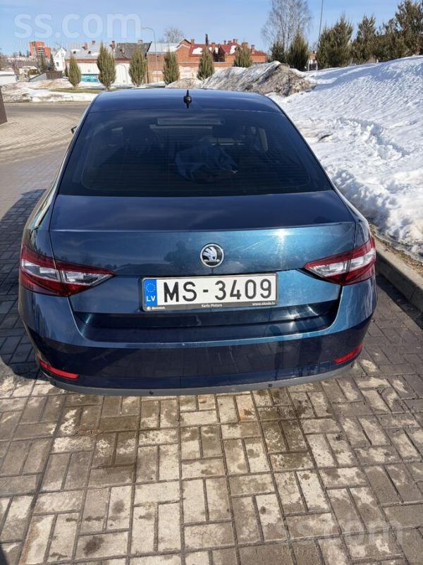 Zils Skoda SuperB 2016 Jūrmala, ar dzinēja tilpumu 1.80 L un nobraukumu 144 tūkst. km par 11200 €, foto 5 vietnē AUTOMOTO.COM.LV