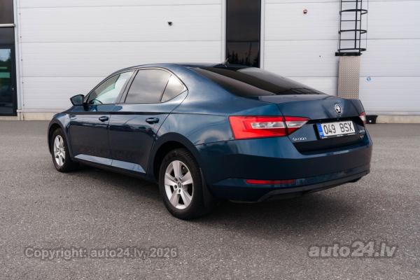 Blue Skoda SuperB 2016 in Tartu, with an engine capacity of 2.00 L and mileage of 297 thousand km for 7999 €, photo 5 on AUTOMOTO.COM.LV