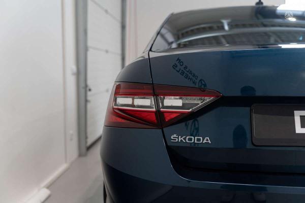 Zils Skoda SuperB 2018 Viļņa, ar dzinēja tilpumu 1.97 L un nobraukumu 180 tūkst. km par 14900 €, foto 7 vietnē AUTOMOTO.COM.LV