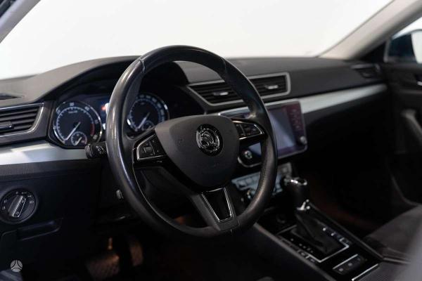 Zils Skoda SuperB 2018 Viļņa, ar dzinēja tilpumu 1.97 L un nobraukumu 180 tūkst. km par 14900 €, foto 10 vietnē AUTOMOTO.COM.LV