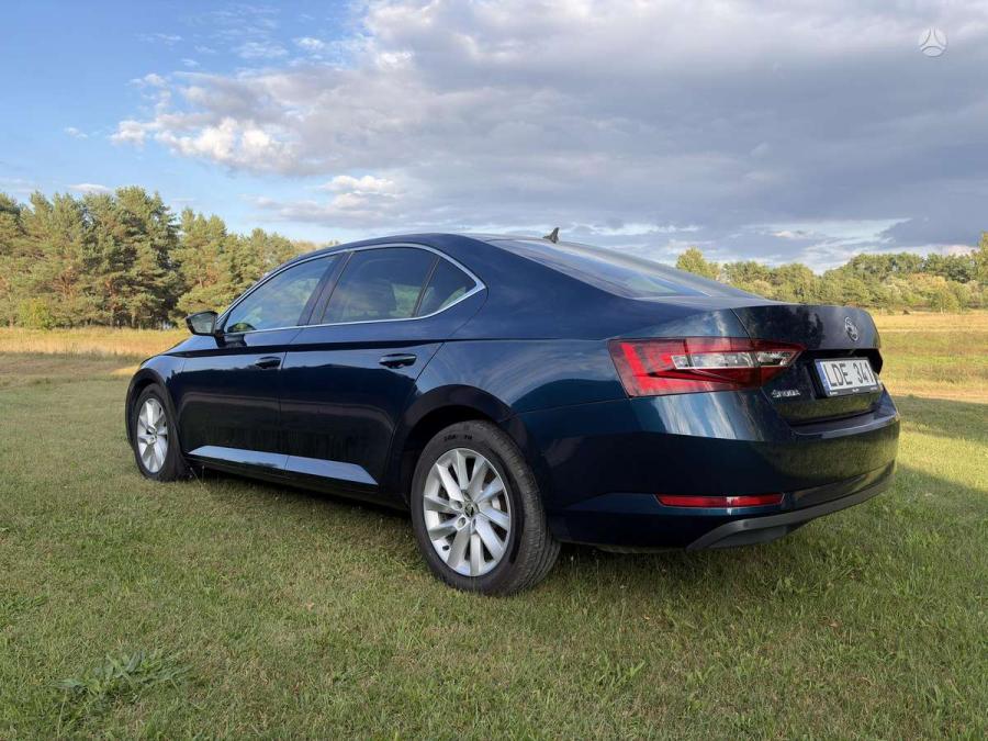 Blue Skoda SuperB 2019 in Ukmerge, with an engine capacity of 1.50 L and mileage of 108 thousand km for 16900 €, photo 4 on AUTOMOTO.COM.LV