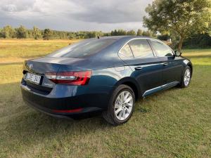 Blue Skoda SuperB 2019 in Ukmerge, with an engine capacity of 1.50 L and mileage of 108 thousand km for 16900 €, photo 5 on AUTOMOTO.COM.LV