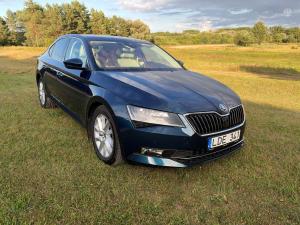 Blue Skoda SuperB 2019 in Ukmerge, with an engine capacity of 1.50 L and mileage of 108 thousand km for 16900 €, photo 7 on AUTOMOTO.COM.LV