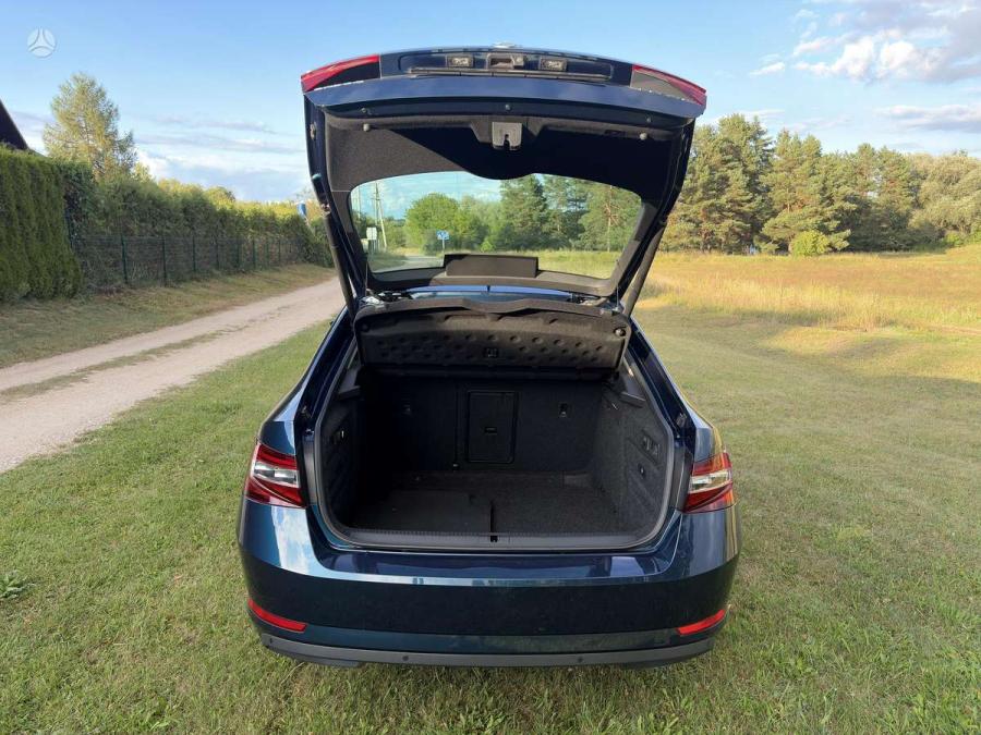 Blue Skoda SuperB 2019 in Ukmerge, with an engine capacity of 1.50 L and mileage of 108 thousand km for 16900 €, photo 9 on AUTOMOTO.COM.LV