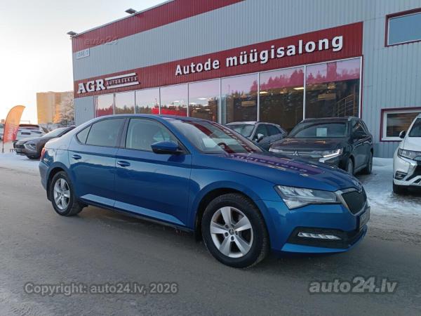 Zils Skoda SuperB 2020 Tallina, ar dzinēja tilpumu 1.50 L un nobraukumu 115 tūkst. km par 16900 €, foto 1 vietnē AUTOMOTO.COM.LV