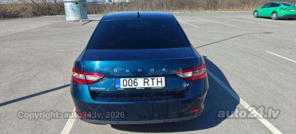 Zils Skoda SuperB 2020 Tallina, ar dzinēja tilpumu 1.40 L un nobraukumu 55 tūkst. km par 22000 €, foto 3 vietnē AUTOMOTO.COM.LV