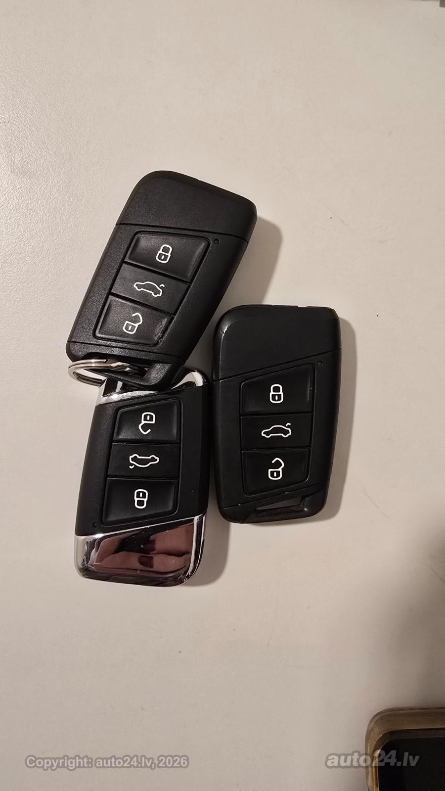 Синий Шкода Суперб 2020 в Тюри, объемом двигателя 2.00 л и пробегом 72 тыс. км за 25000 €, фото 30 на AUTOMOTO.COM.LV