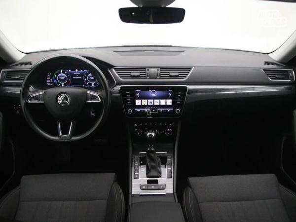 Zils Skoda SuperB 2020 Viļņa, ar dzinēja tilpumu 1.40 L un nobraukumu 130 tūkst. km par 18399 €, foto 2 vietnē AUTOMOTO.COM.LV