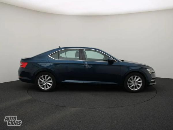 Blue Skoda SuperB 2020 in Vilnius, with an engine capacity of 1.40 L and mileage of 130 thousand km for 18399 €, photo 9 on AUTOMOTO.COM.LV