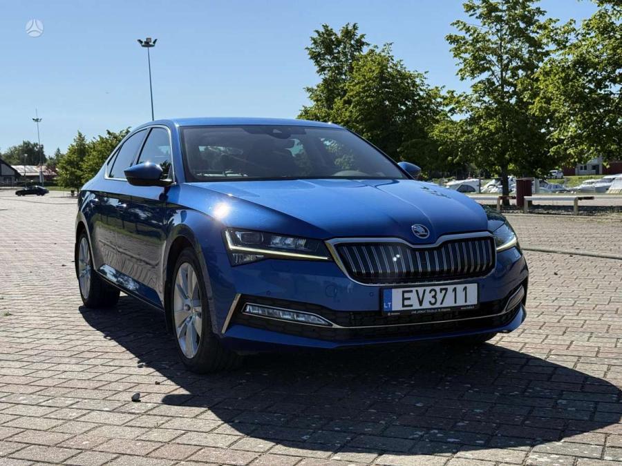 Zils Skoda SuperB 2020 Šilutė, ar dzinēja tilpumu 1.40 L un nobraukumu 120 tūkst. km par 20900 €, foto 4 vietnē AUTOMOTO.COM.LV