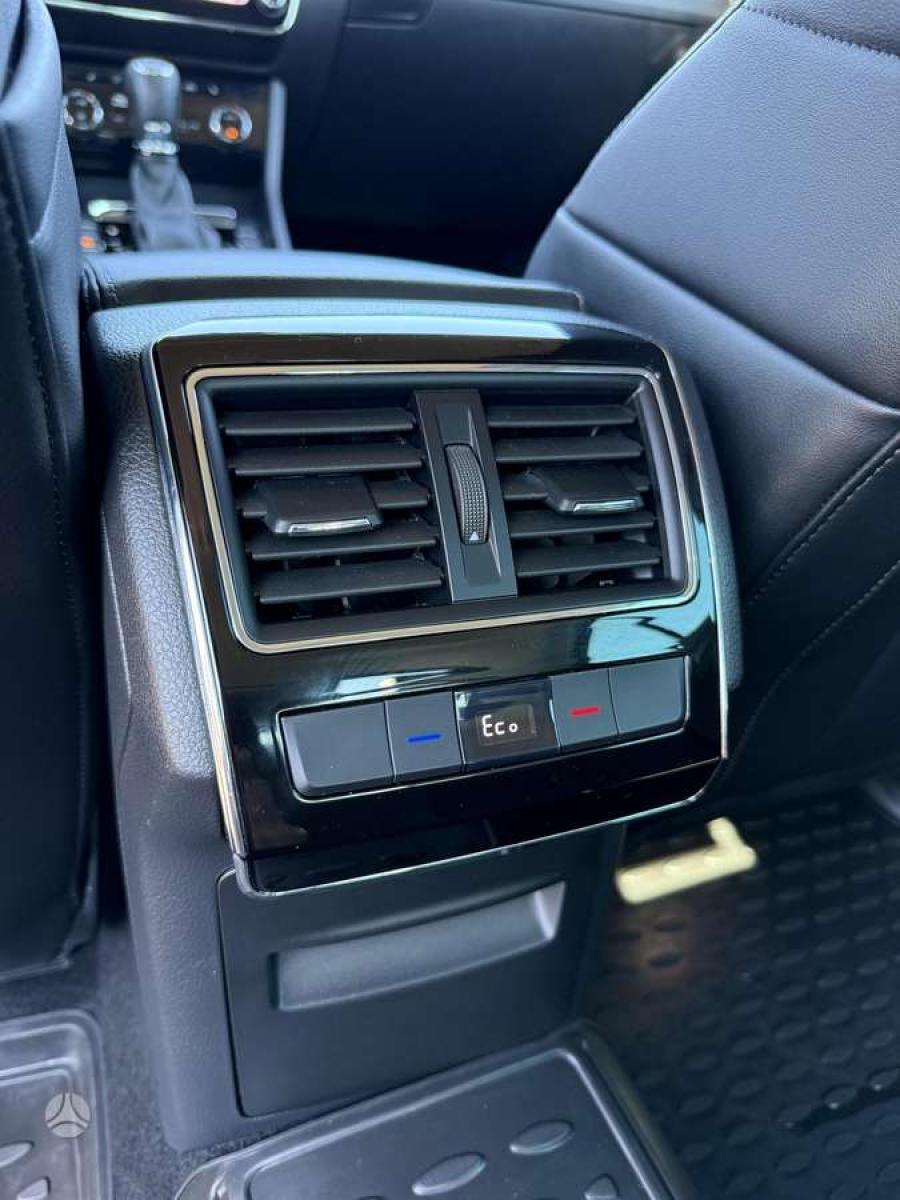Zils Skoda SuperB 2020 Šilutė, ar dzinēja tilpumu 1.40 L un nobraukumu 120 tūkst. km par 20900 €, foto 18 vietnē AUTOMOTO.COM.LV
