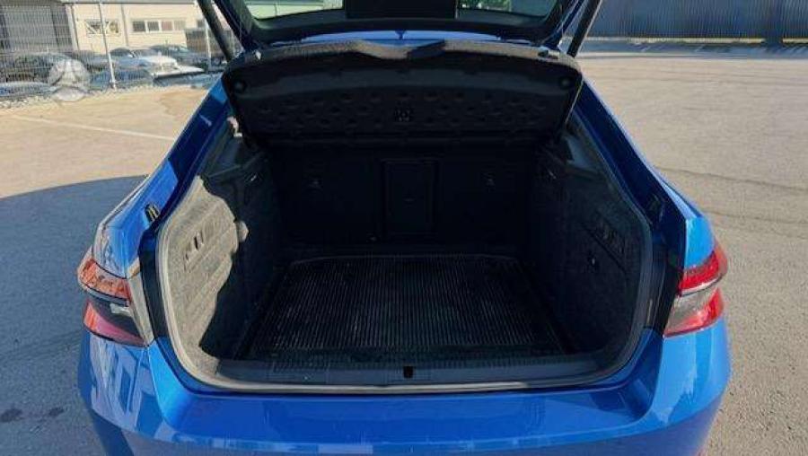 Blue Skoda SuperB 2021 in Kaunas, with an engine capacity of 1.98 L and mileage of 96 thousand km for 21000 €, photo 7 on AUTOMOTO.COM.LV