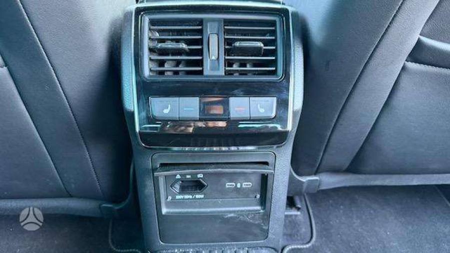 Blue Skoda SuperB 2021 in Kaunas, with an engine capacity of 1.98 L and mileage of 96 thousand km for 21000 €, photo 14 on AUTOMOTO.COM.LV