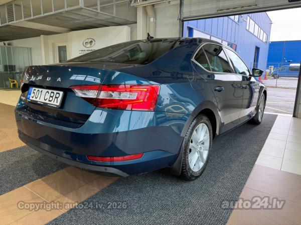 Zils Skoda SuperB 2022 Hāpsalu, ar dzinēja tilpumu 2.00 L un nobraukumu 105 tūkst. km par 25000 €, foto 4 vietnē AUTOMOTO.COM.LV