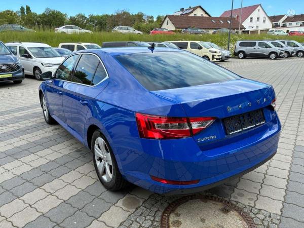 Zils Skoda SuperB 2022 Viļņa, ar dzinēja tilpumu 0.00 L un nobraukumu 112 tūkst. km par 20100 €, foto 5 vietnē AUTOMOTO.COM.LV
