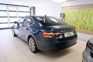 Zils Skoda SuperB 2023 Viļņa, ar dzinēja tilpumu 1.50 L un nobraukumu 57 tūkst. km par 27200 €, foto 4 vietnē AUTOMOTO.COM.LV