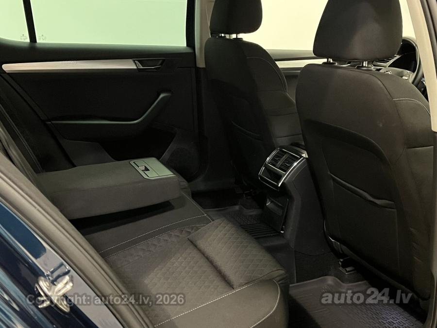 Zils Skoda SuperB 2023 Tallina, ar dzinēja tilpumu 2.00 L un nobraukumu 146 tūkst. km par 18900 €, foto 5 vietnē AUTOMOTO.COM.LV