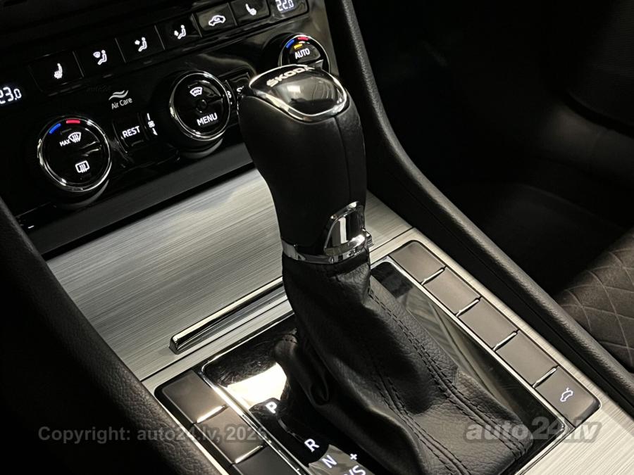 Zils Skoda SuperB 2023 Tallina, ar dzinēja tilpumu 2.00 L un nobraukumu 146 tūkst. km par 18900 €, foto 6 vietnē AUTOMOTO.COM.LV