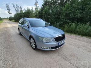 Zils Skoda SuperB 2010 Jelgava, ar dzinēja tilpumu 2.00 L un nobraukumu 362 tūkst. km par 2700 €, foto 3 vietnē AUTOMOTO.COM.LV