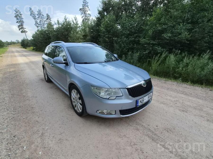 Zils Skoda SuperB 2010 Jelgava, ar dzinēja tilpumu 2.00 L un nobraukumu 362 tūkst. km par 2700 €, foto 3 vietnē AUTOMOTO.COM.LV