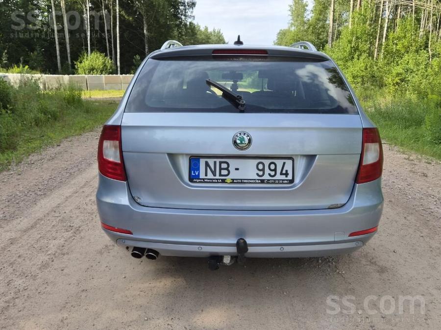 Zils Skoda SuperB 2010 Jelgava, ar dzinēja tilpumu 2.00 L un nobraukumu 362 tūkst. km par 2700 €, foto 5 vietnē AUTOMOTO.COM.LV