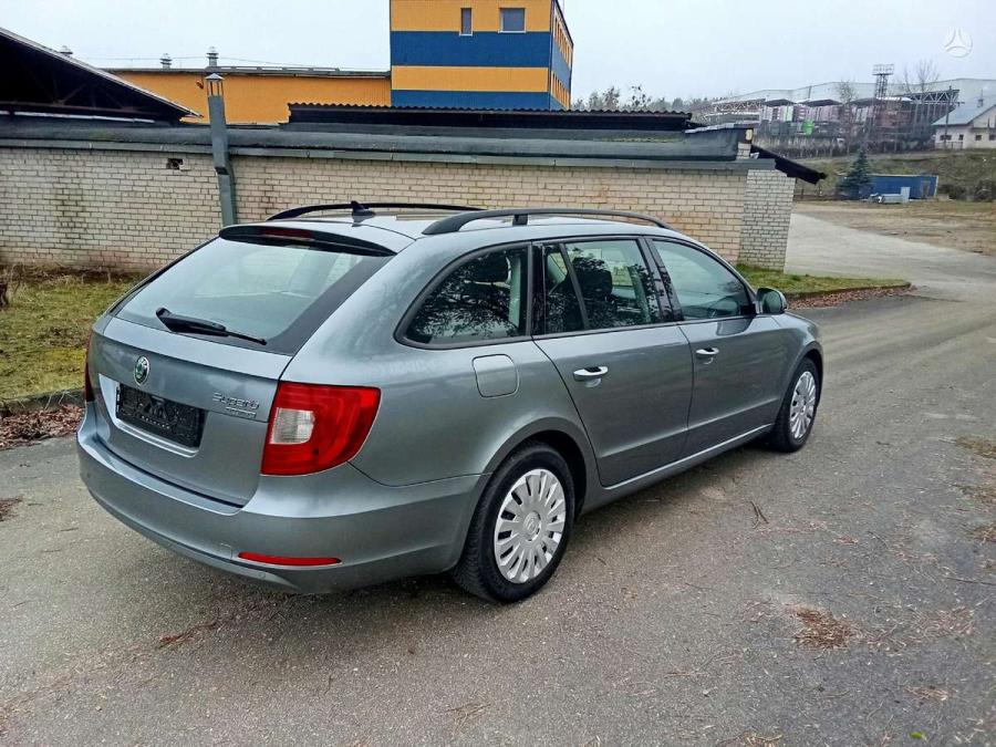 Blue Skoda SuperB 2011 in Alytus, with an engine capacity of 1.60 L and mileage of 300 thousand km for 3900 €, photo 11 on AUTOMOTO.COM.LV