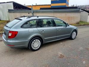 Blue Skoda SuperB 2011 in Alytus, with an engine capacity of 1.60 L and mileage of 300 thousand km for 3900 €, photo 12 on AUTOMOTO.COM.LV