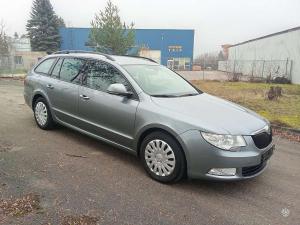 Blue Skoda SuperB 2011 in Alytus, with an engine capacity of 1.60 L and mileage of 300 thousand km for 3900 €, photo 14 on AUTOMOTO.COM.LV