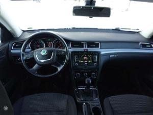 Zils Skoda SuperB 2011 Alīta, ar dzinēja tilpumu 1.60 L un nobraukumu 300 tūkst. km par 3800 €, foto 18 vietnē AUTOMOTO.COM.LV