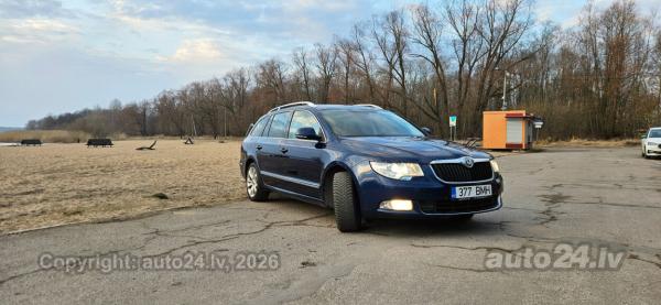 Zils Skoda SuperB 2011 Tallina, ar dzinēja tilpumu 2.00 L un nobraukumu 349 tūkst. km par 5500 €, foto 2 vietnē AUTOMOTO.COM.LV