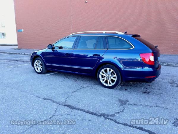 Blue Skoda SuperB 2011 in Tallinn, with an engine capacity of 2.00 L and mileage of 342 thousand km for 4990 €, photo 2 on AUTOMOTO.COM.LV